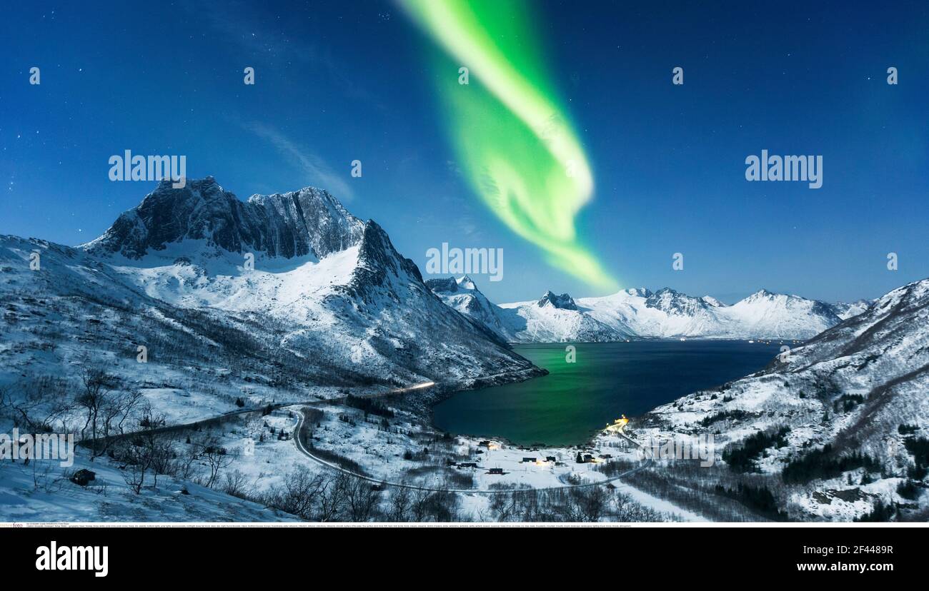 Senja winter hi-res stock photography and images - Alamy