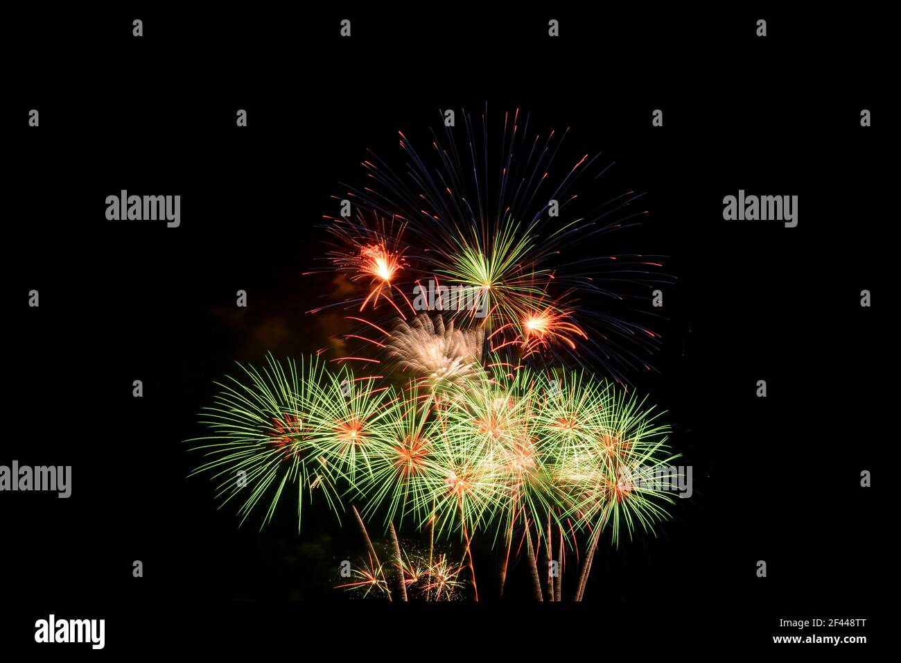 Beautiful fireworks hi-res stock photography and images - Alamy