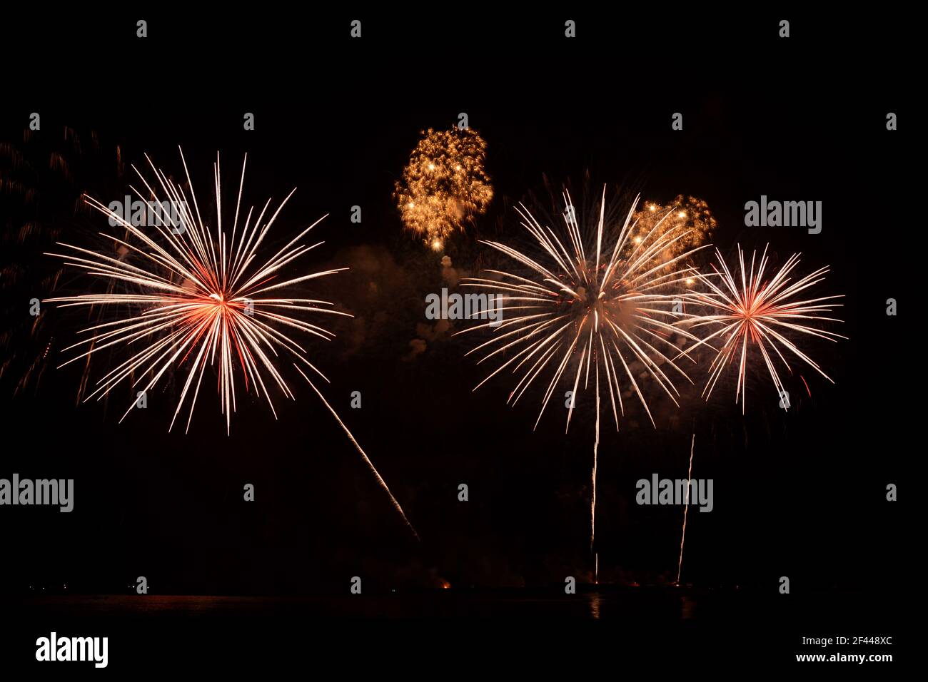 Beautiful fireworks hi-res stock photography and images - Alamy