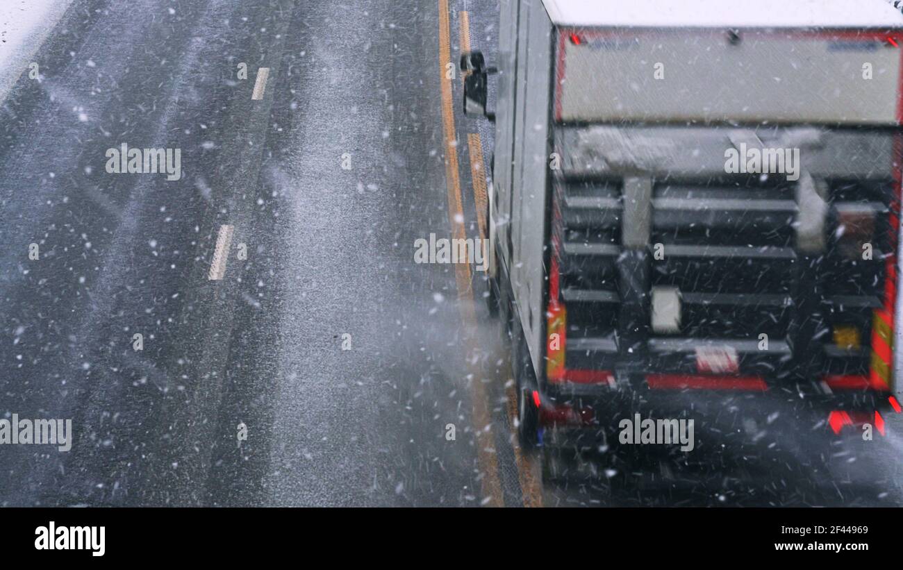 Removal truck on trailer hi-res stock photography and images - Alamy