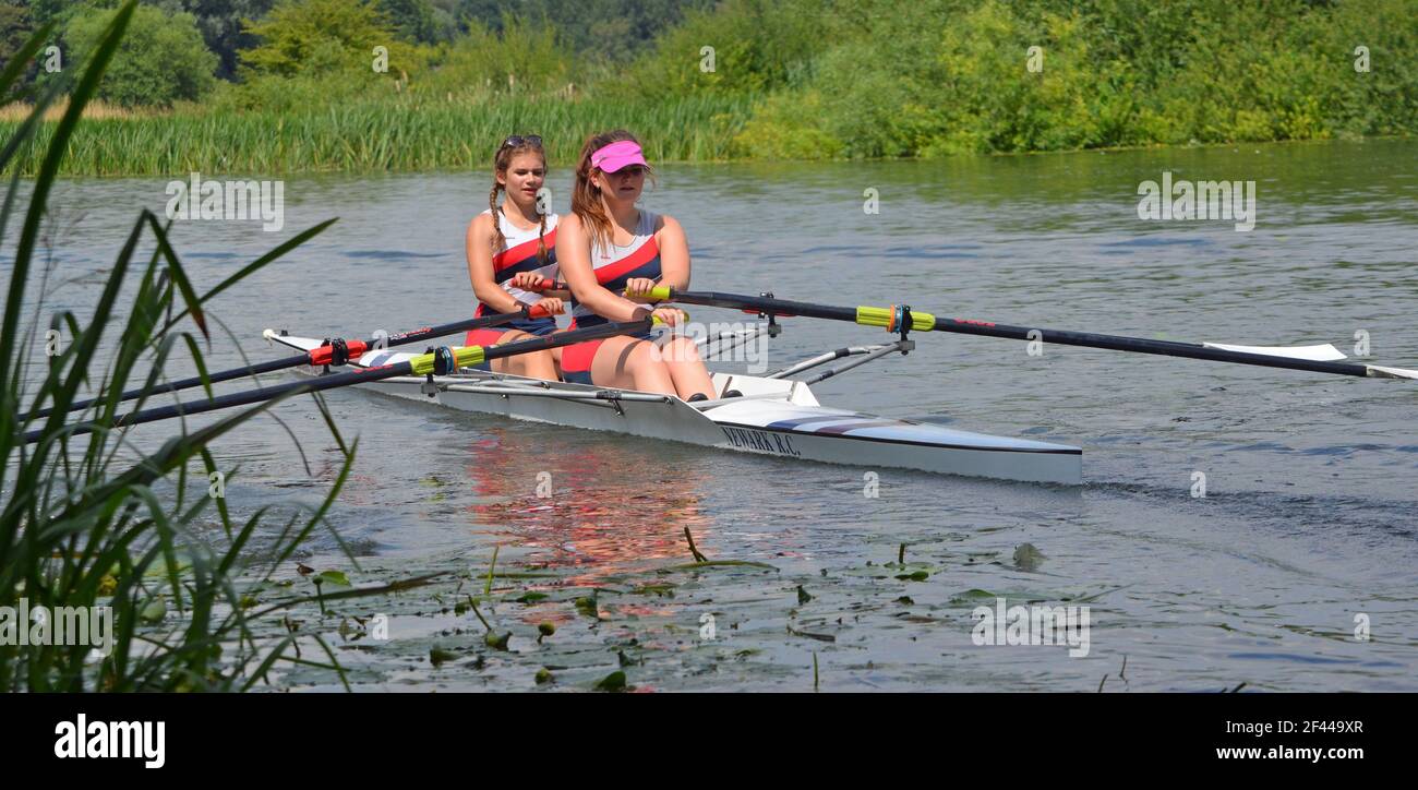 Sculling hi-res stock photography and images - Alamy