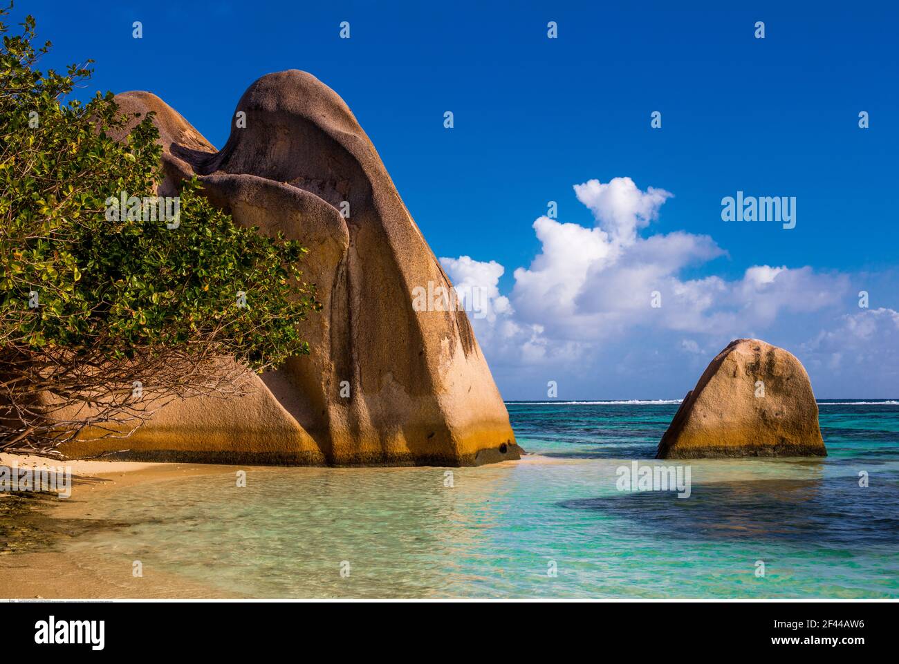 geography / travel, Seychelles, La Digue, Anse Source d'Argent, granite ...
