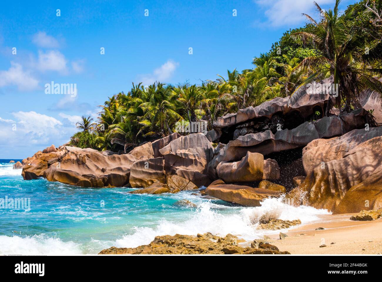 geography / travel, Seychelles, La Digue, granite rocks on the south ...