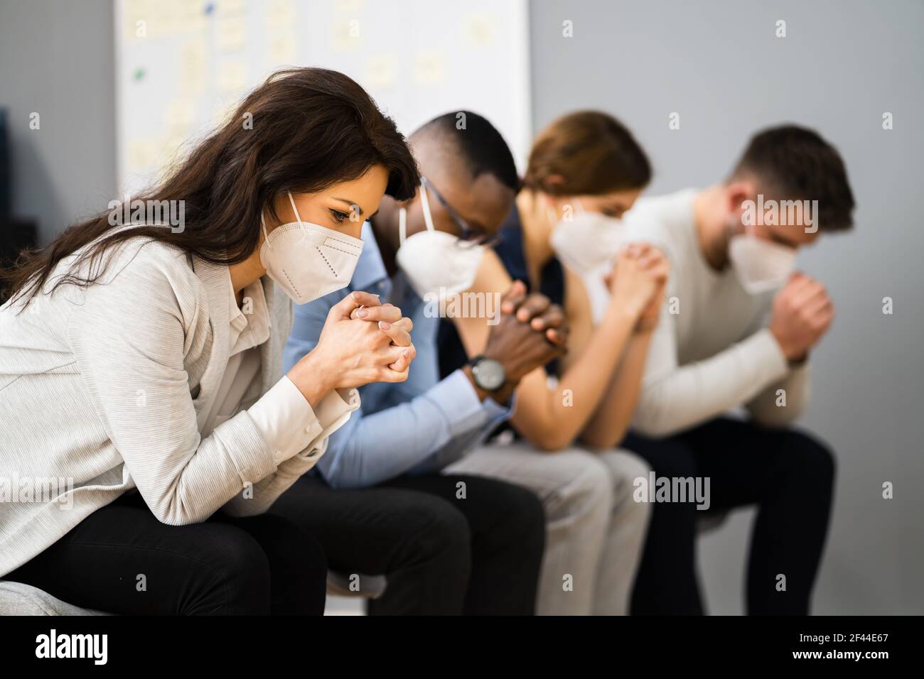 Jesus face praying hi-res stock photography and images - Alamy
