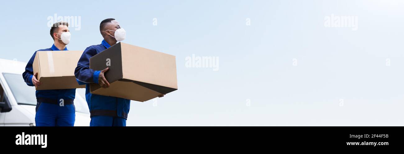 Move service hi-res stock photography and images - Alamy