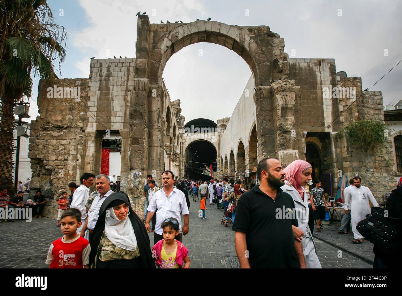 Damascus syria shops hi-res stock photography and images - Alamy