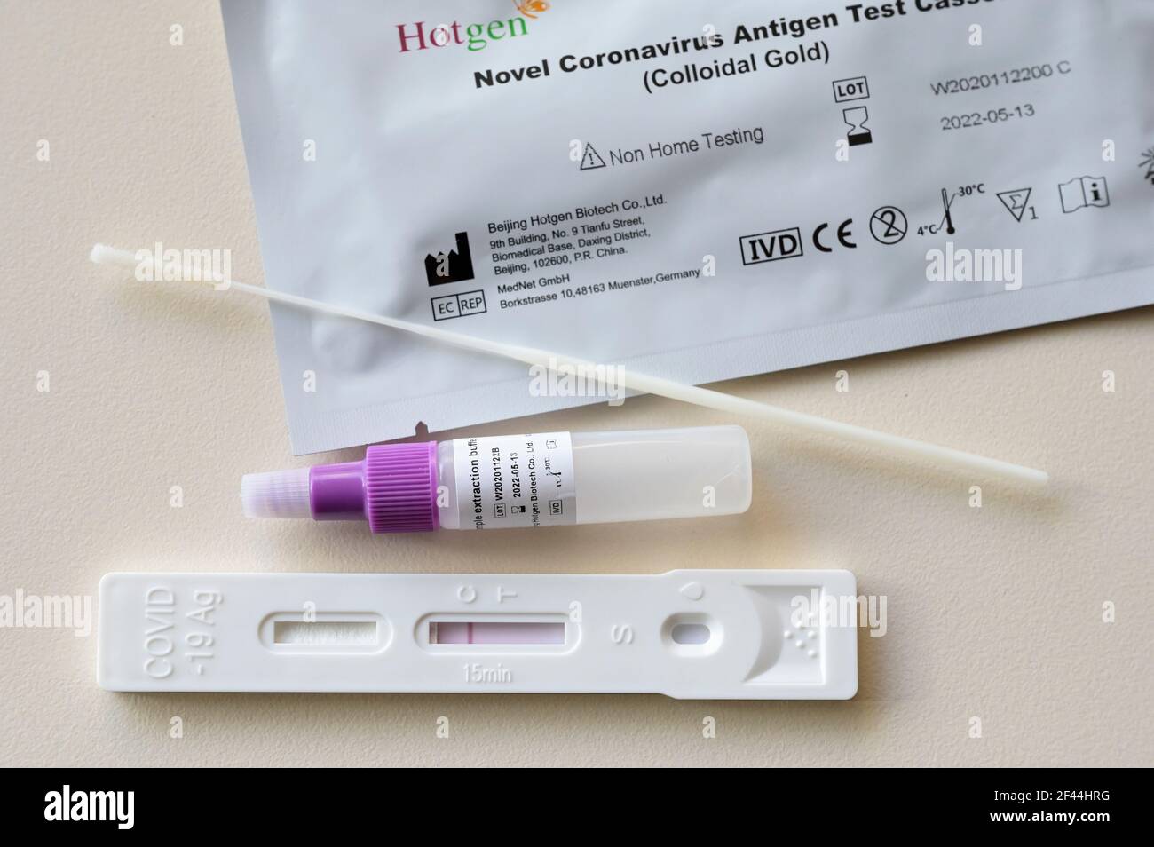 GERMANY, Hamburg, Corona Crisis, COVID-19 rapid testing with PoC ...