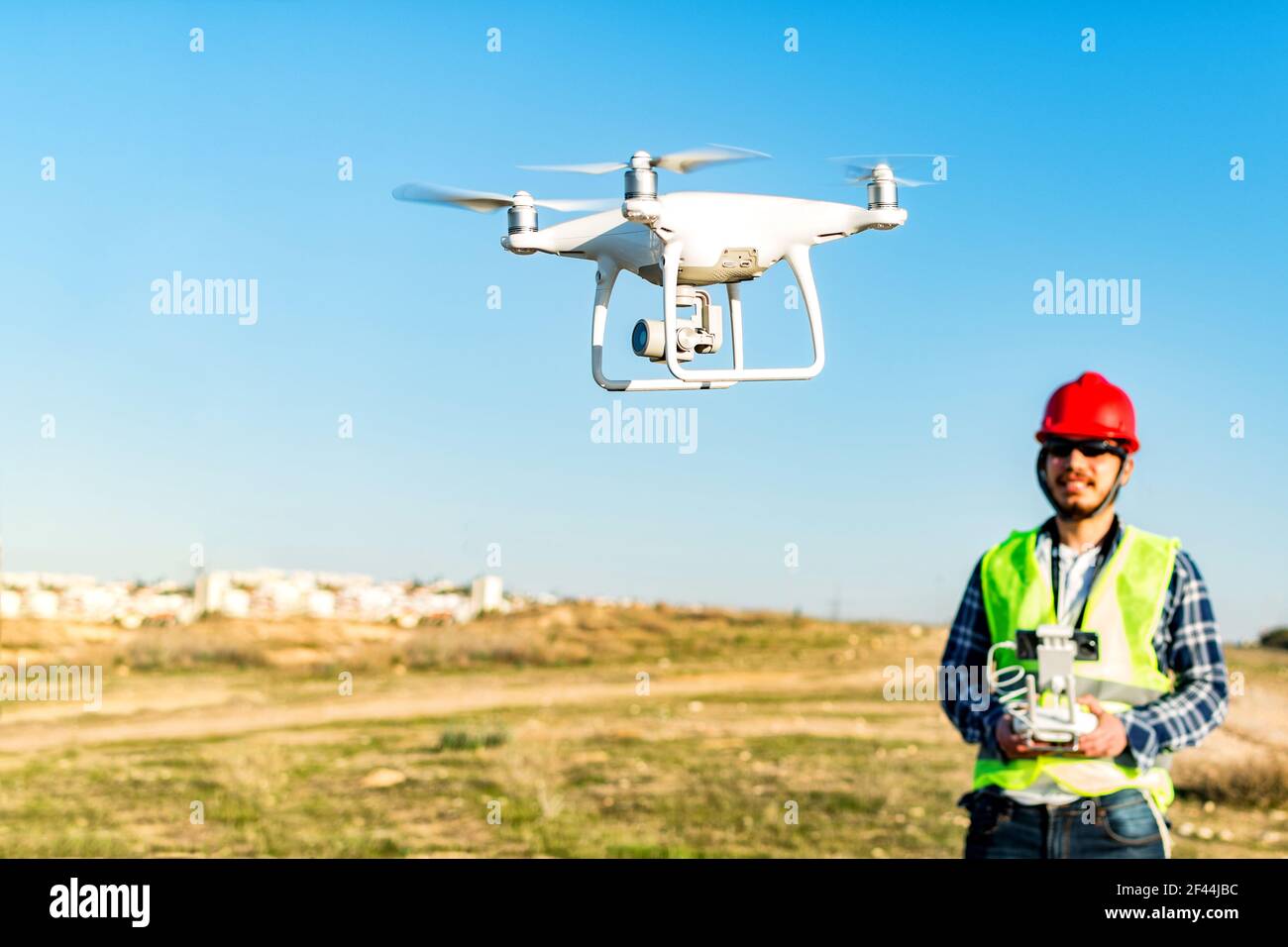Drone pilot helmet hi-res stock photography and images - Alamy