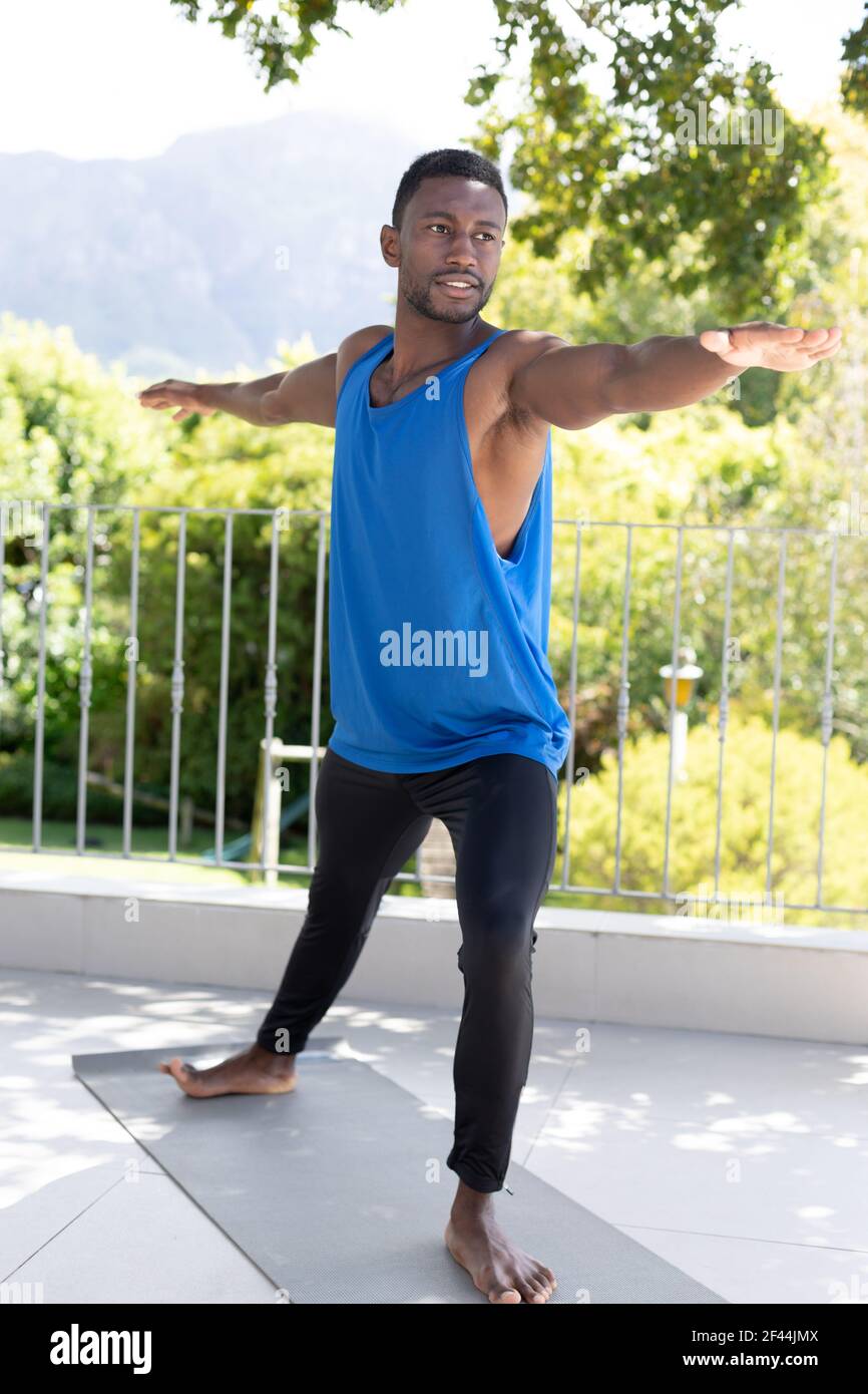 African american exercising hi-res stock photography and images - Alamy