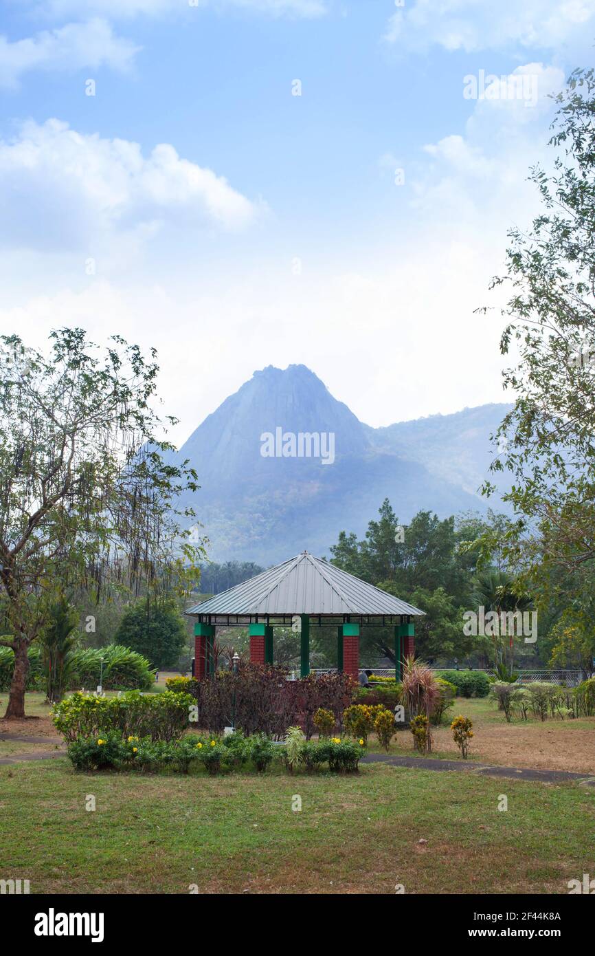 Kanjirapuzha dam hi-res stock photography and images - Alamy