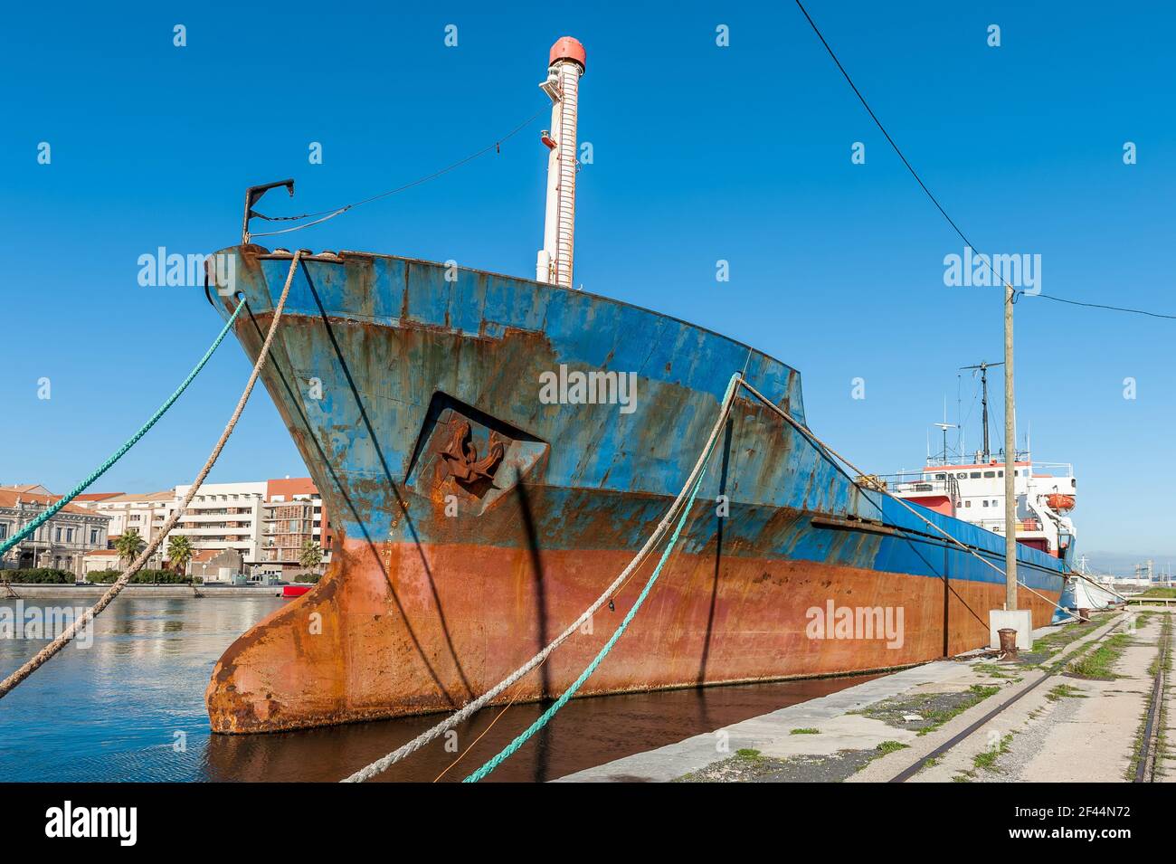 Old cargo ship hi-res stock photography and images - Alamy