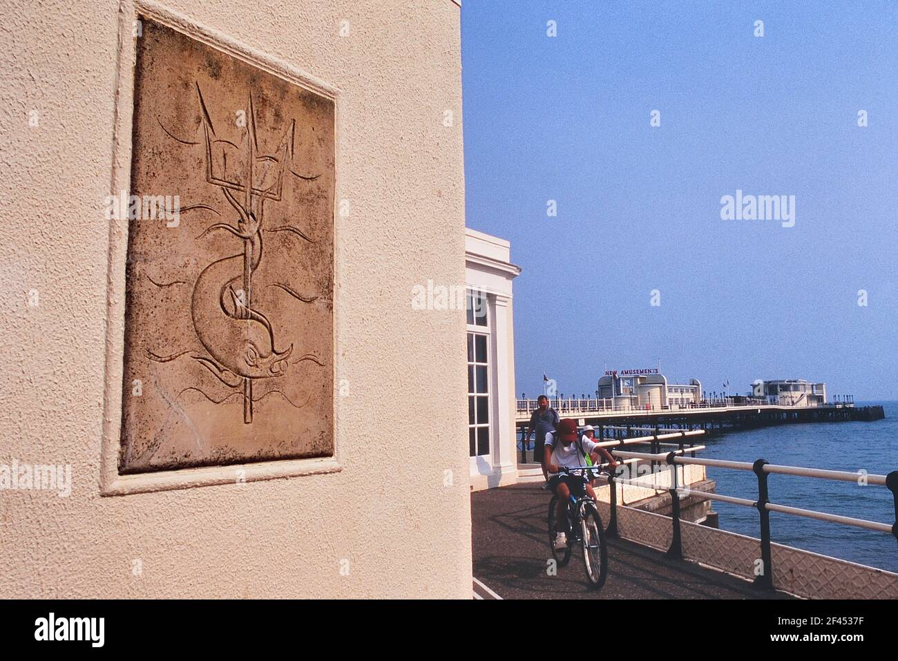 Iconic worthing building hi-res stock photography and images - Alamy