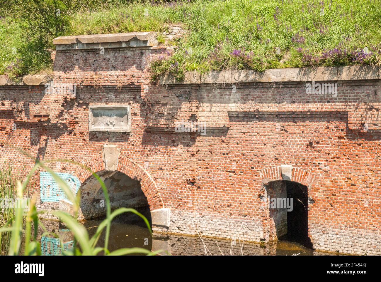 The ruins of an old fort in Romania Stock Photo - Alamy