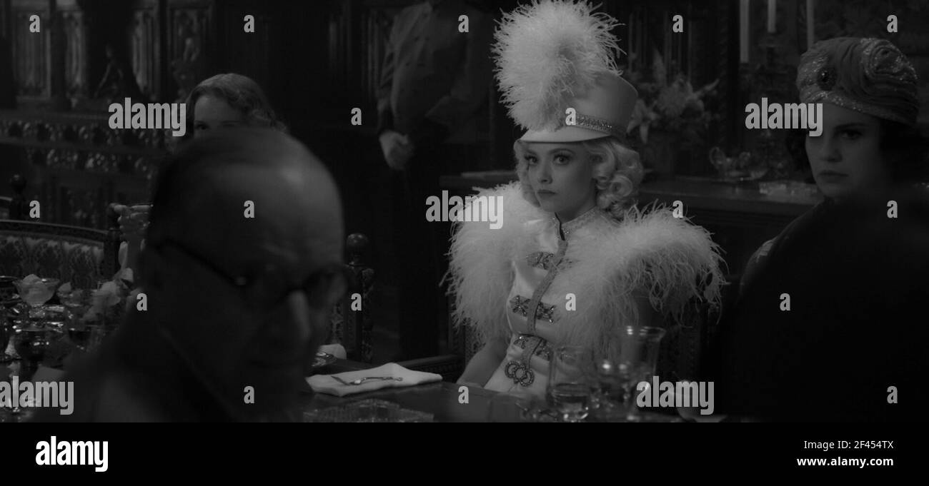 Mank and amanda seyfried hi-res stock photography and images - Alamy