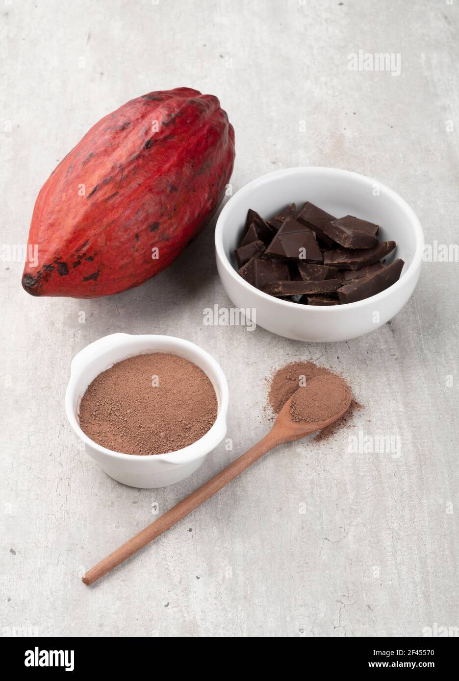 Red cacau fruit hi-res stock photography and images - Alamy