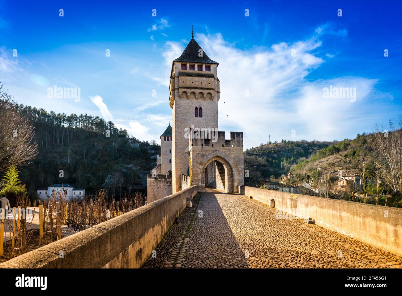 The stunning medieval bridge of Valentré over the Lot river in Cahors ...