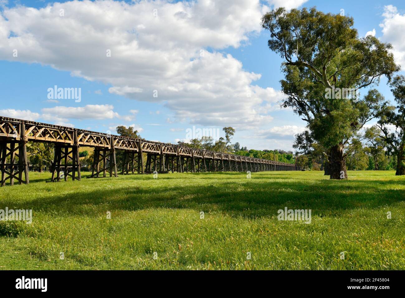 Australia, historic timber railway bridge in Gundagai Stock Photo - Alamy