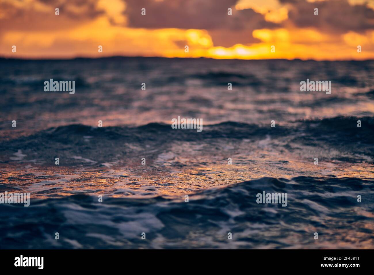 Rain hitting the water hi-res stock photography and images - Alamy