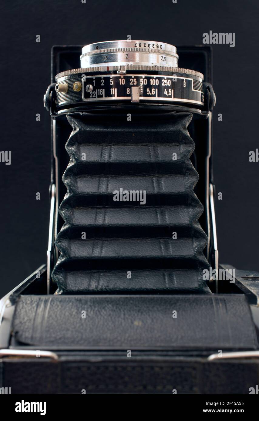 Vintage bellows photographic camera details Stock Photo - Alamy