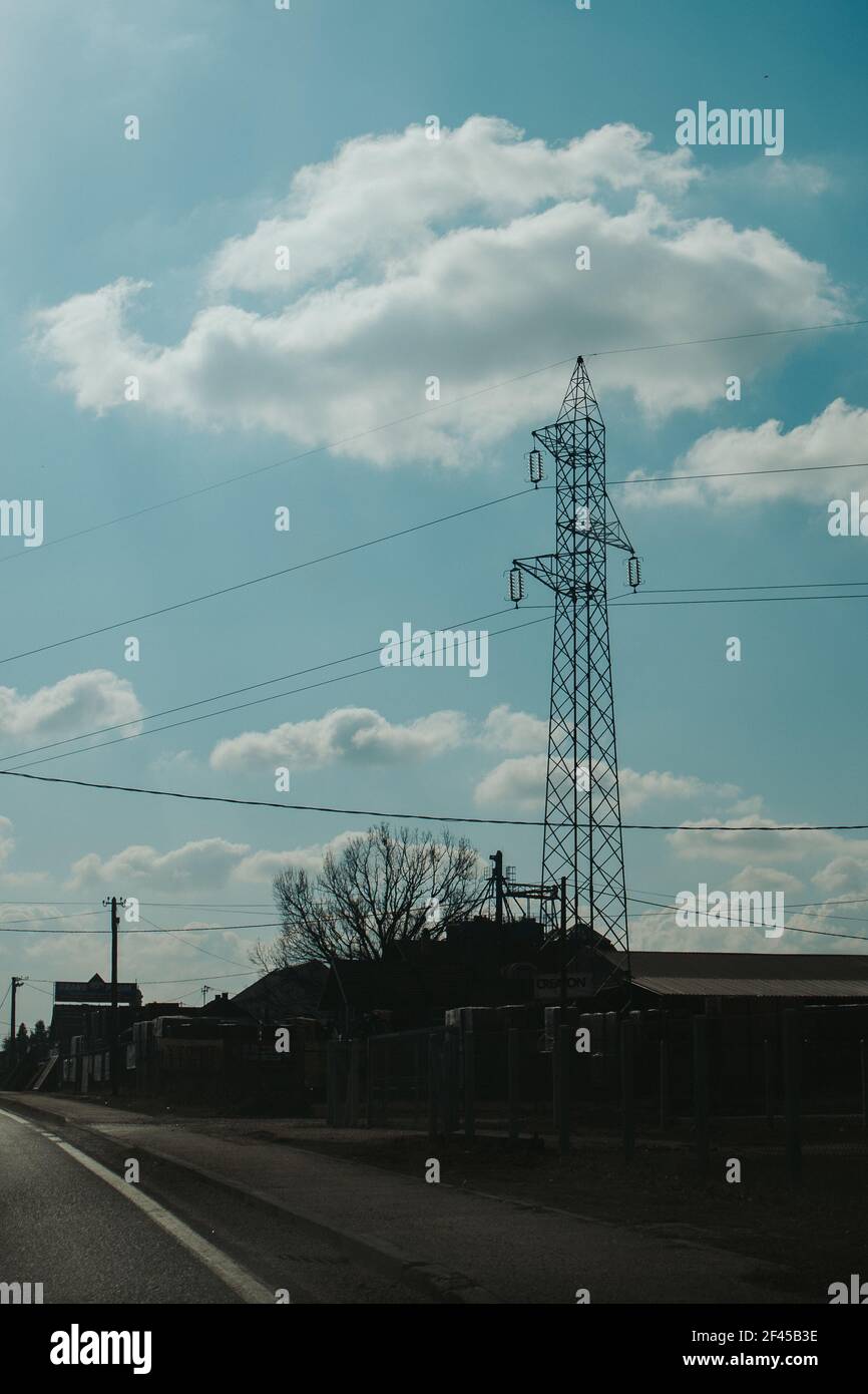 Vertical shot powerline tower hi-res stock photography and images - Alamy