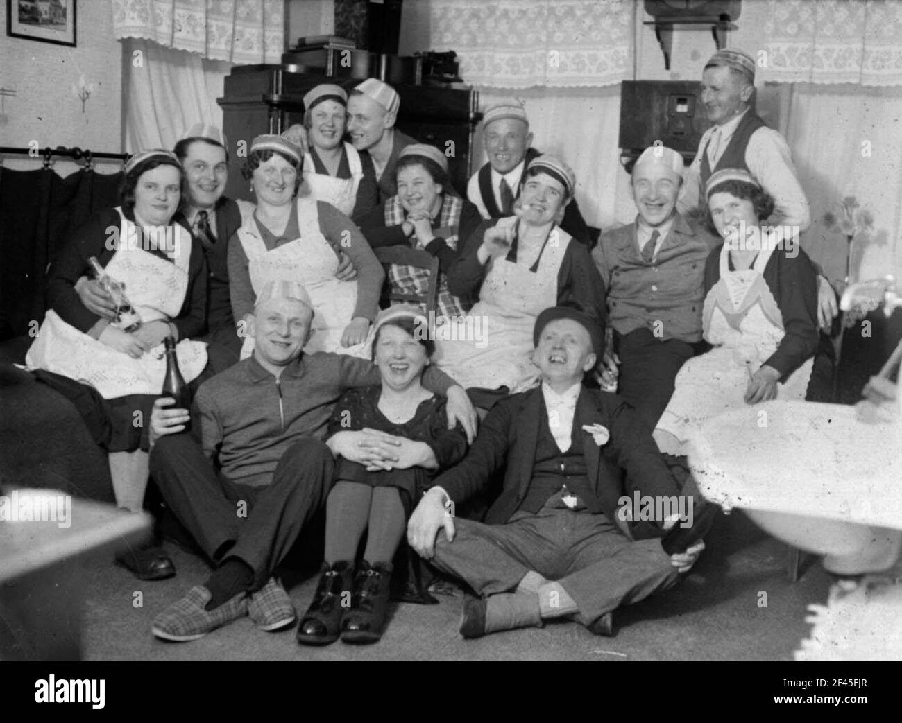 Funny society hi-res stock photography and images - Alamy