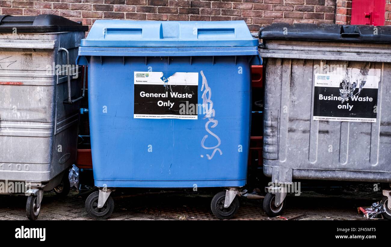 Industrial garbage bins hi-res stock photography and images - Alamy
