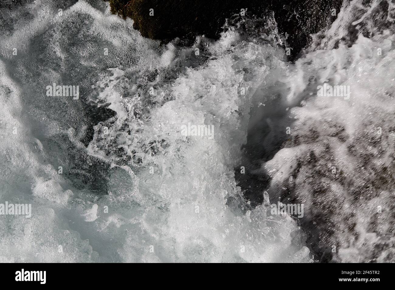 Looking down into deep ocean hi-res stock photography and images - Alamy