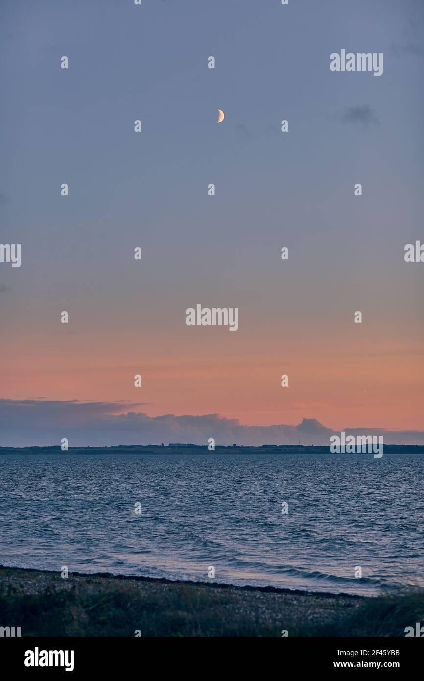 Beautiful blue ocean background hi-res stock photography and images - Alamy