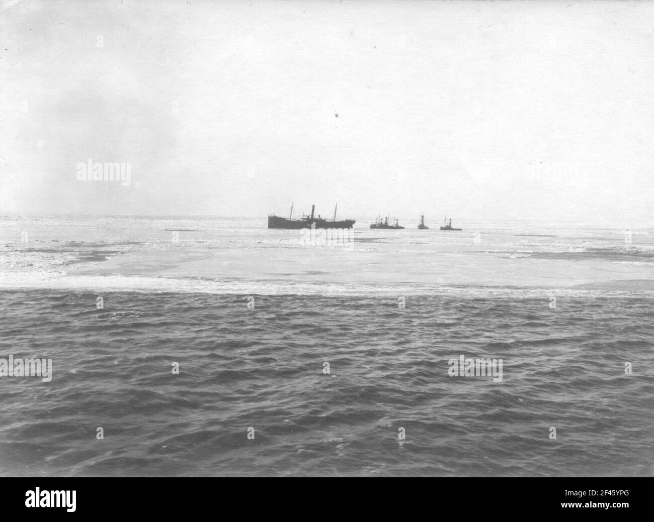 Ship convoy at sea Stock Photo - Alamy