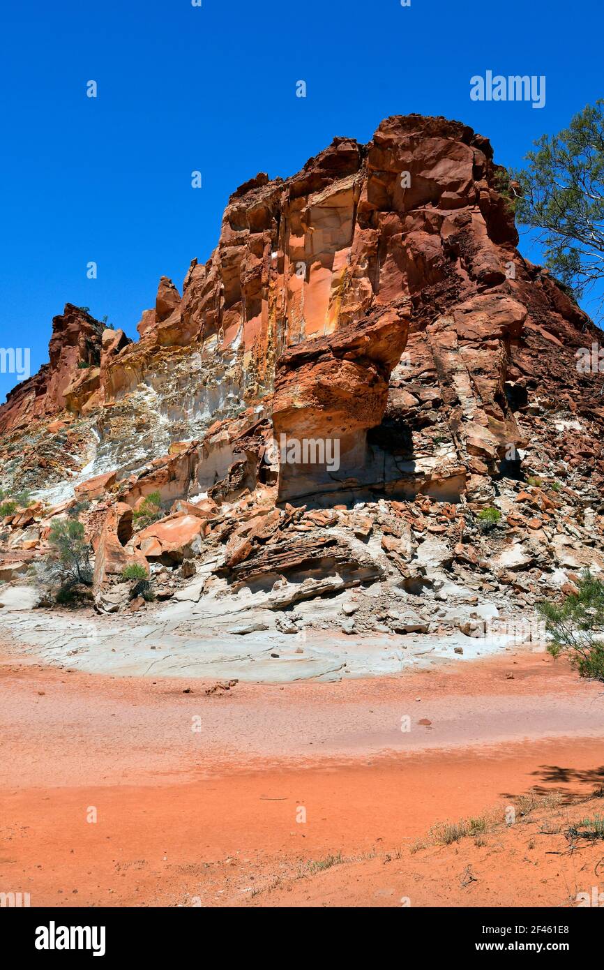 Australia, rock formation in Rainbow valley national park in Northern ...