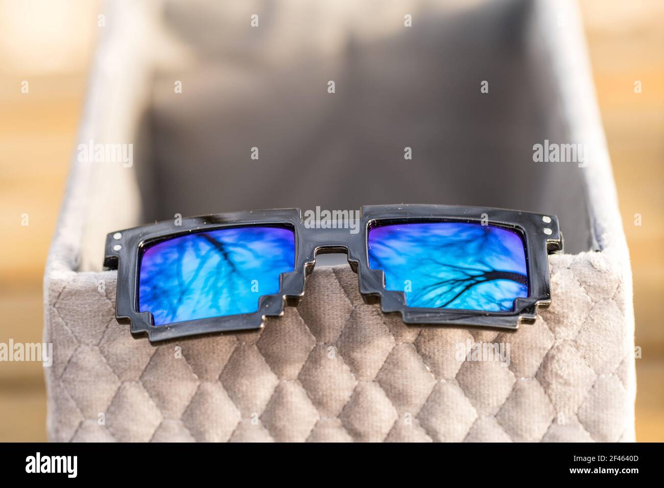 Pixel art sunglasses hi-res stock photography and images - Alamy