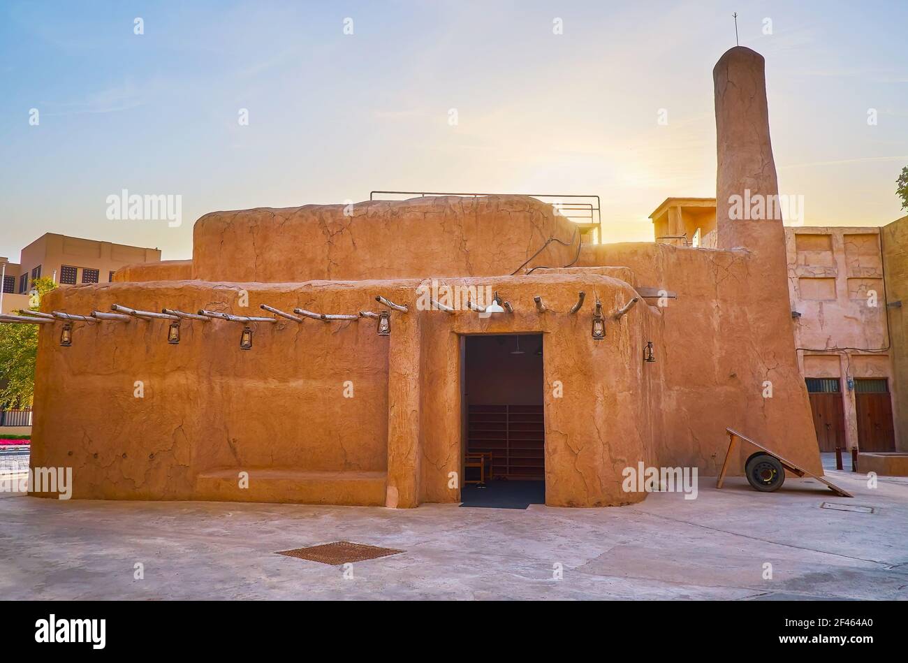 Adobe mosque hi-res stock photography and images - Alamy