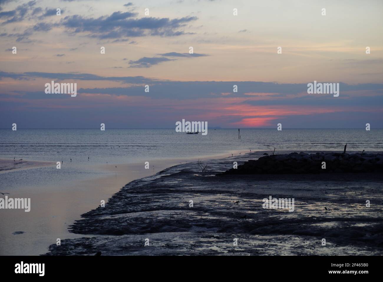 Beautiful sunset at Kampung kuala Kuar Jawa fishing village, Alor setar ...