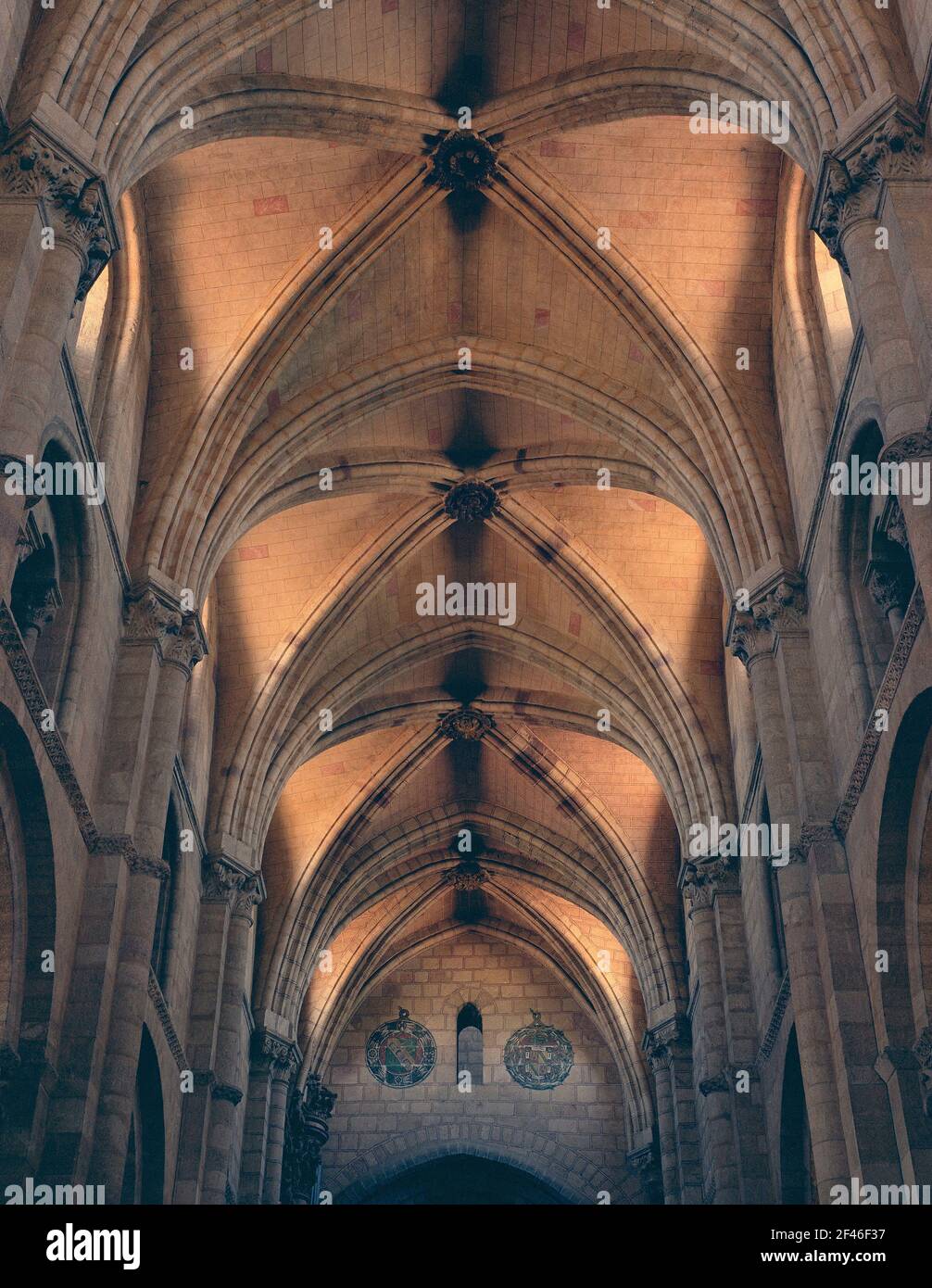 BOVEDA GOTICA. Location: BASILICA DE SAN VICENTE. AVILA. SPAIN Stock ...