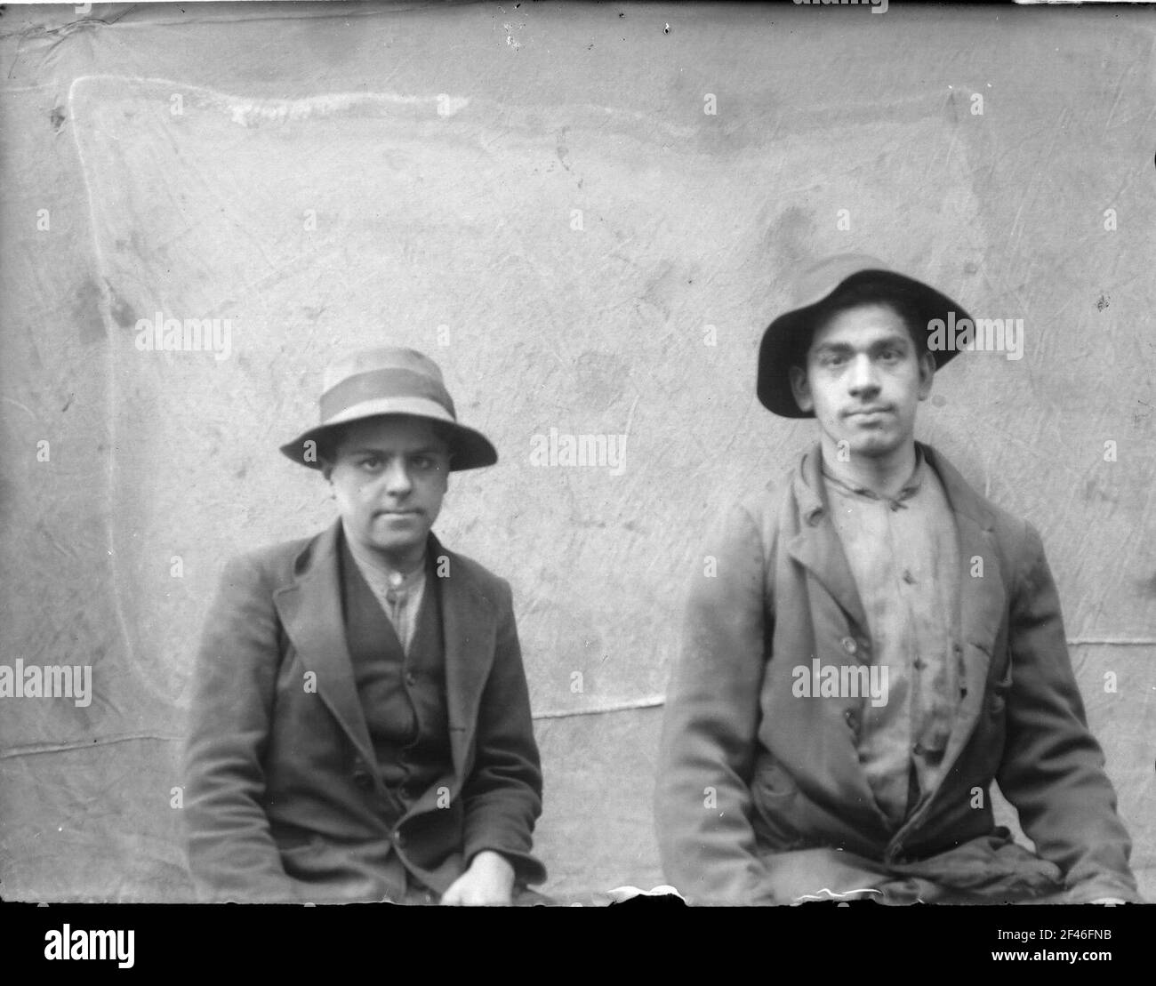 Machines metal industrial factory Black and White Stock Photos & Images ...