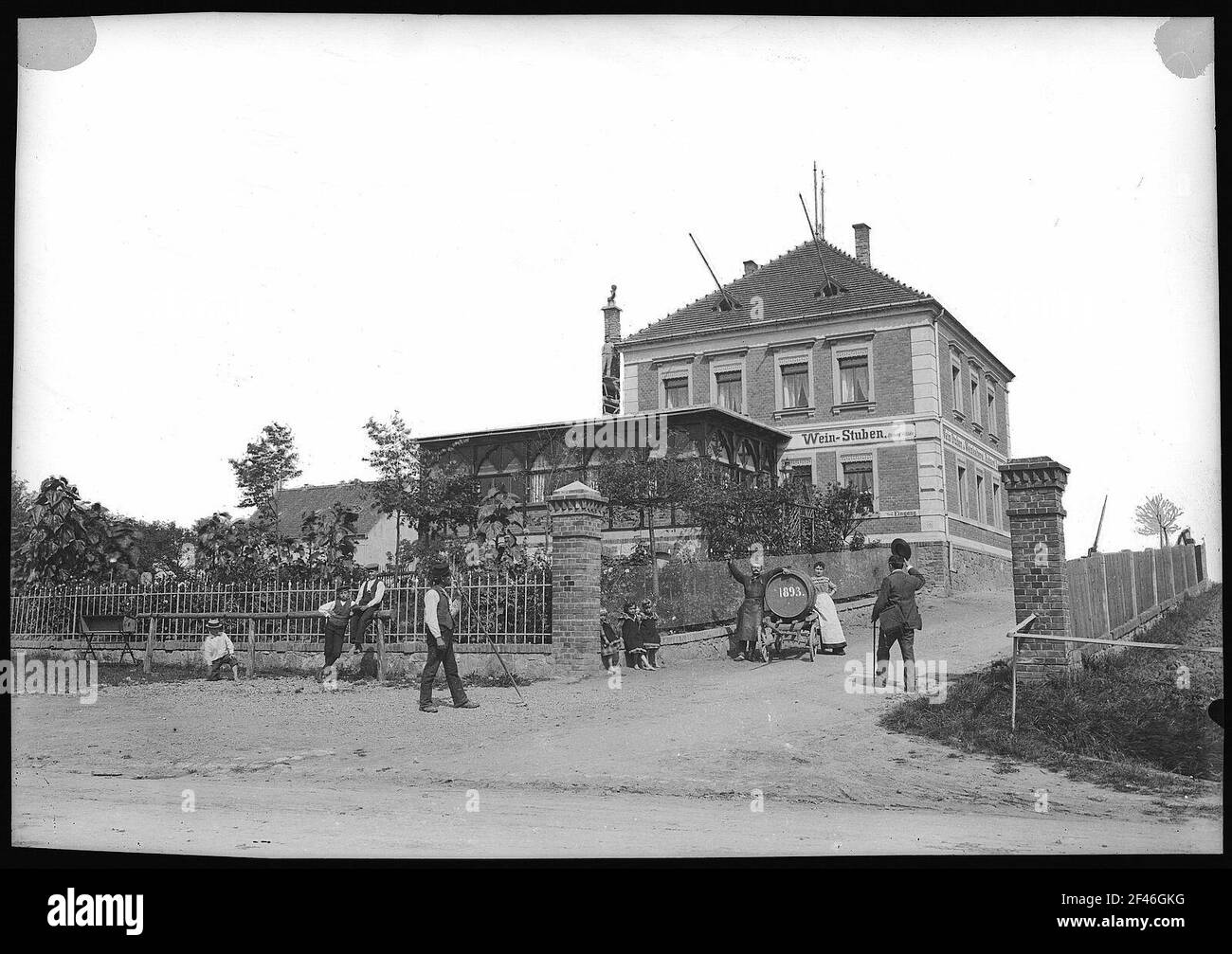 Historic wine production Black and White Stock Photos & Images - Alamy
