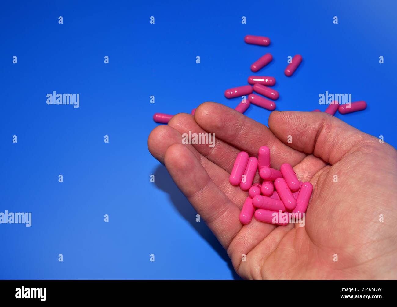 Female viagra tablets hi-res stock photography and images - Alamy