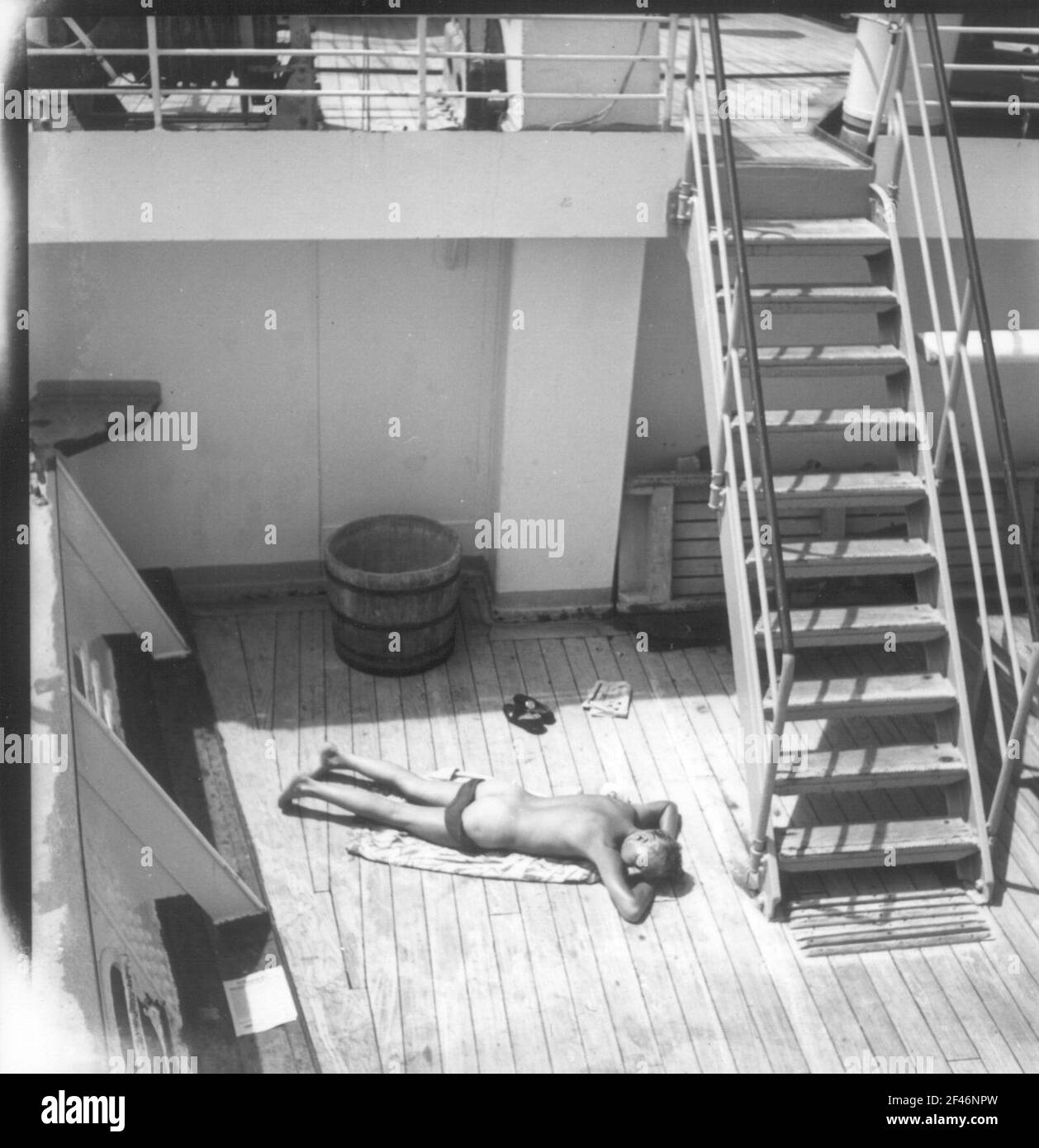 Crew relaxation Black and White Stock Photos & Images - Alamy