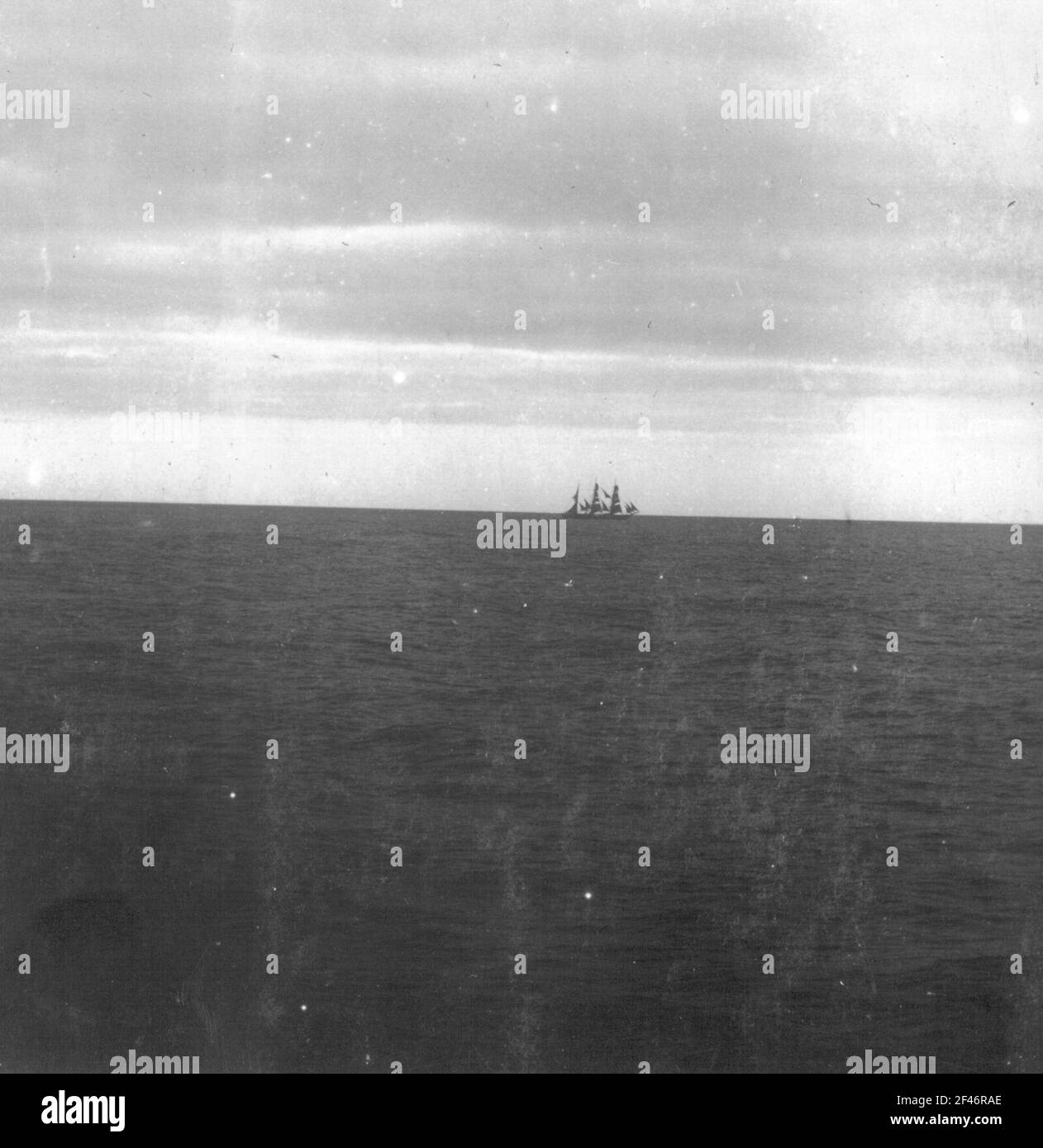 Far ship Black and White Stock Photos & Images - Alamy