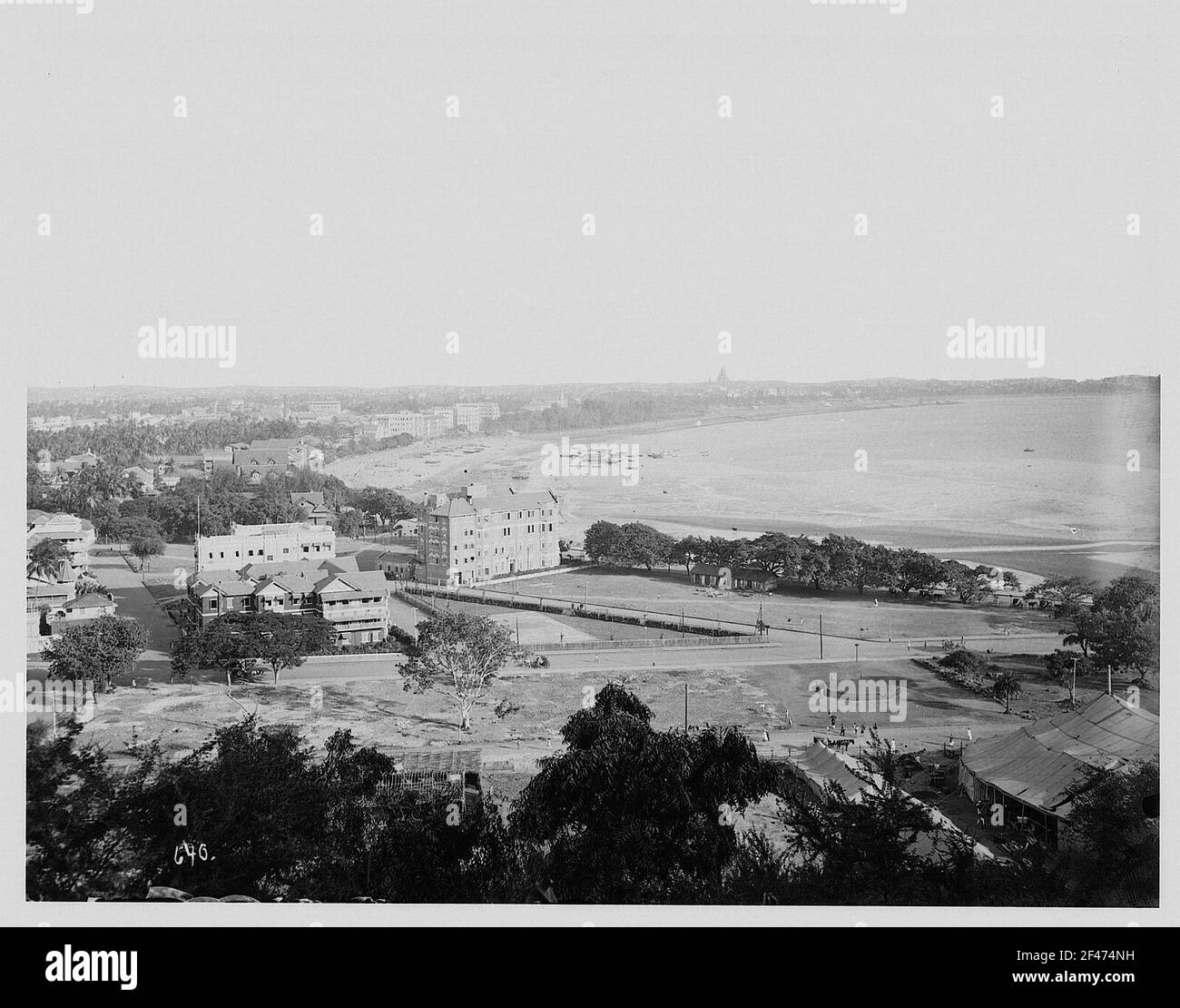 Hill skyline Black and White Stock Photos & Images - Alamy