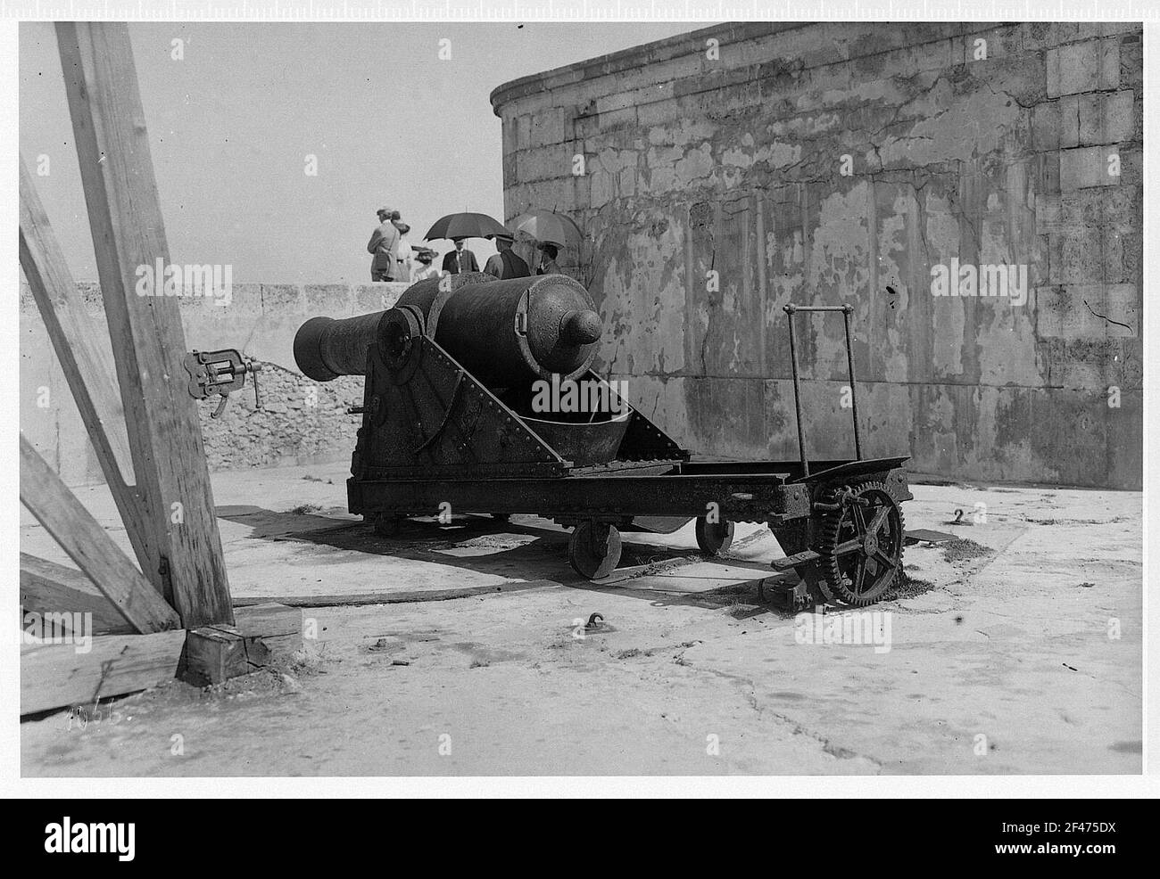The castle of the three kings of morro hi-res stock photography and ...