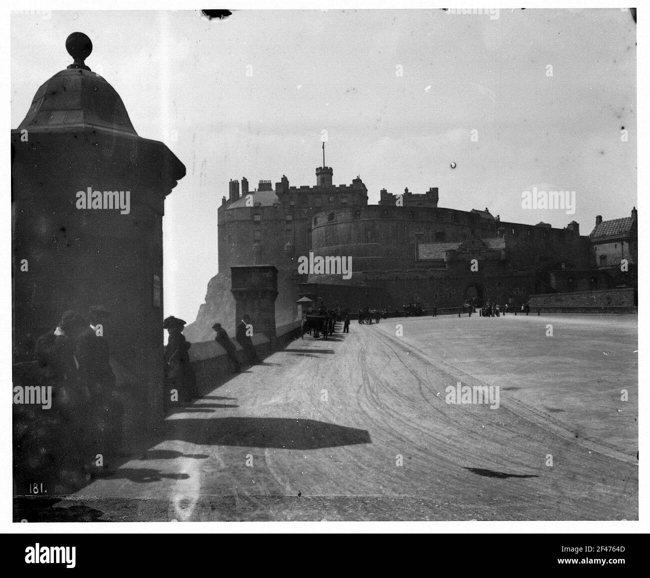 Entrance to edinburgh castle Cut Out Stock Images & Pictures - Alamy