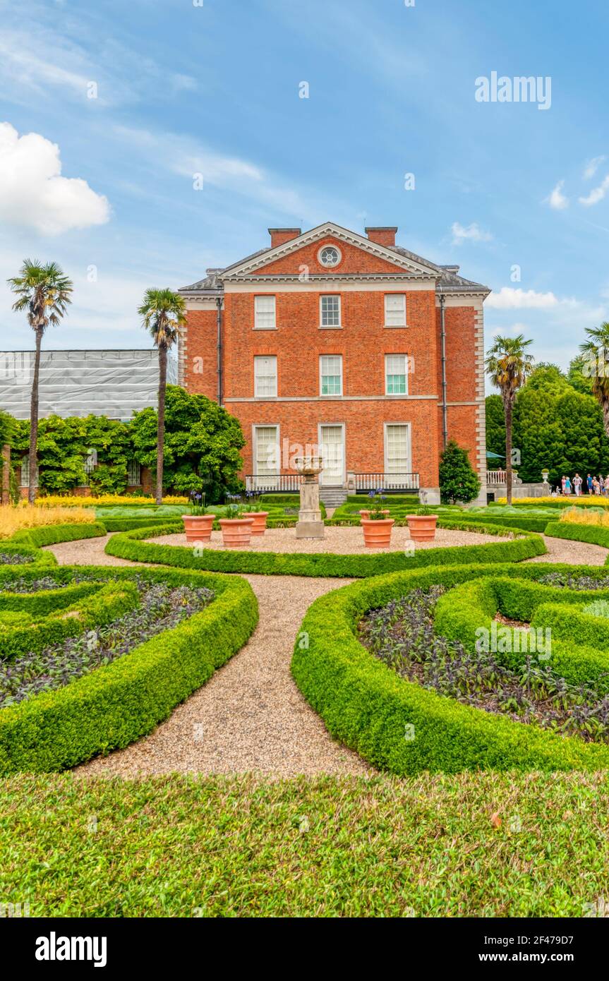 Chevening House, traditionally an official residence of the Foreign ...