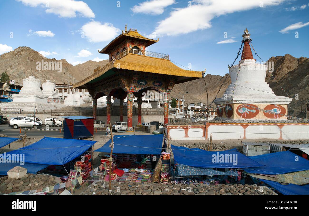 Tibetan stupa gate hi-res stock photography and images - Alamy