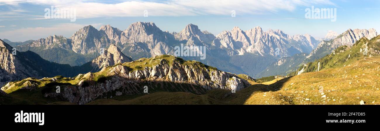 Carniche hi-res stock photography and images - Alamy