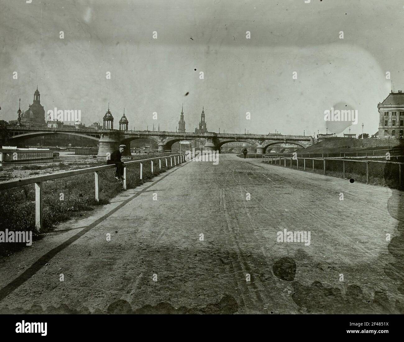 Carol bridge hi-res stock photography and images - Alamy