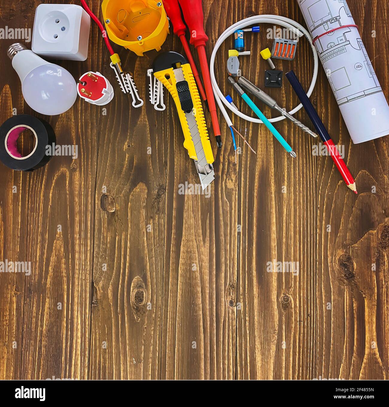 Builder handyman with construction tools Stock Photo - Alamy