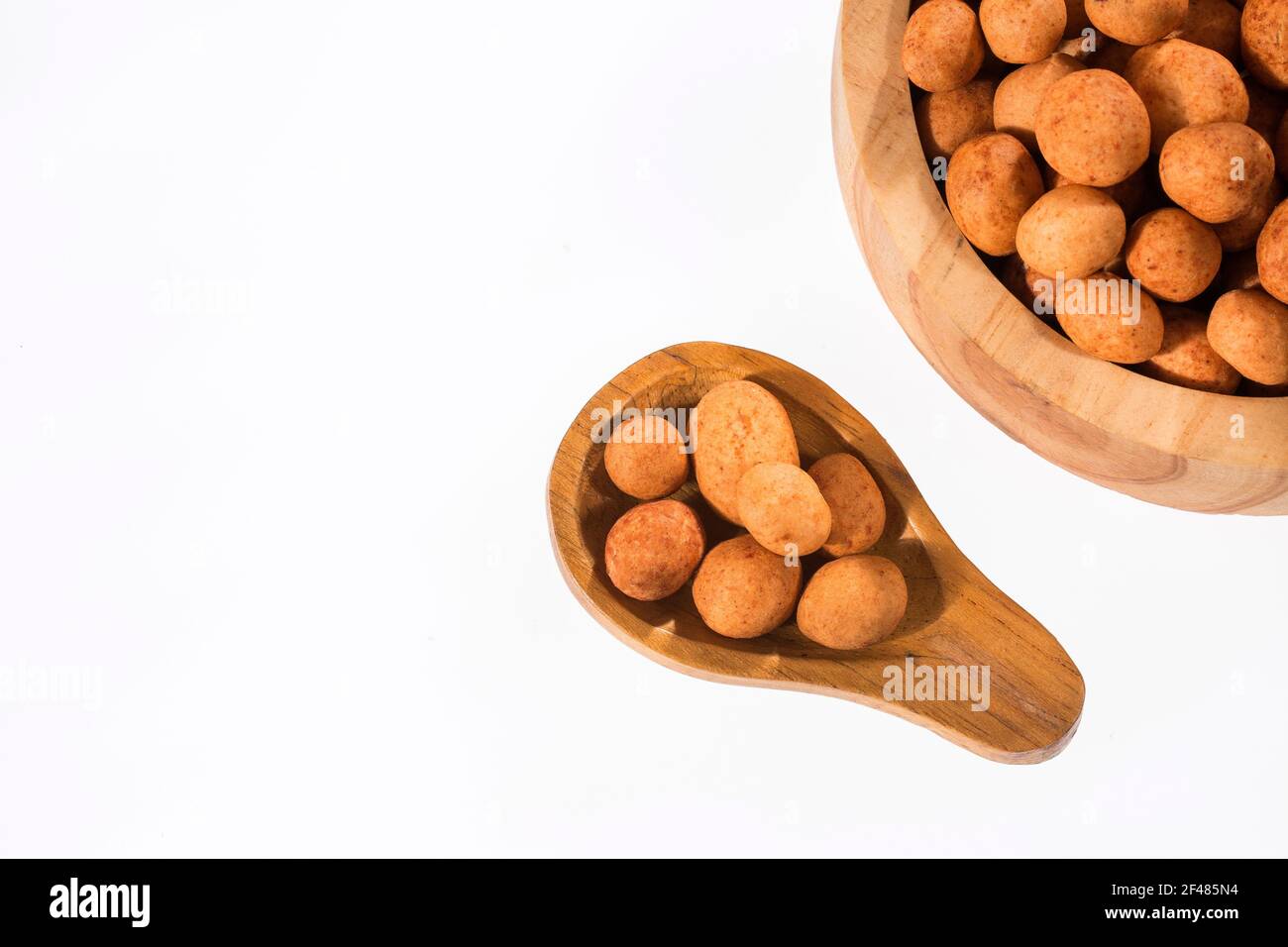 Arachis hypogaea - organic mexican peanuts. White background Stock ...