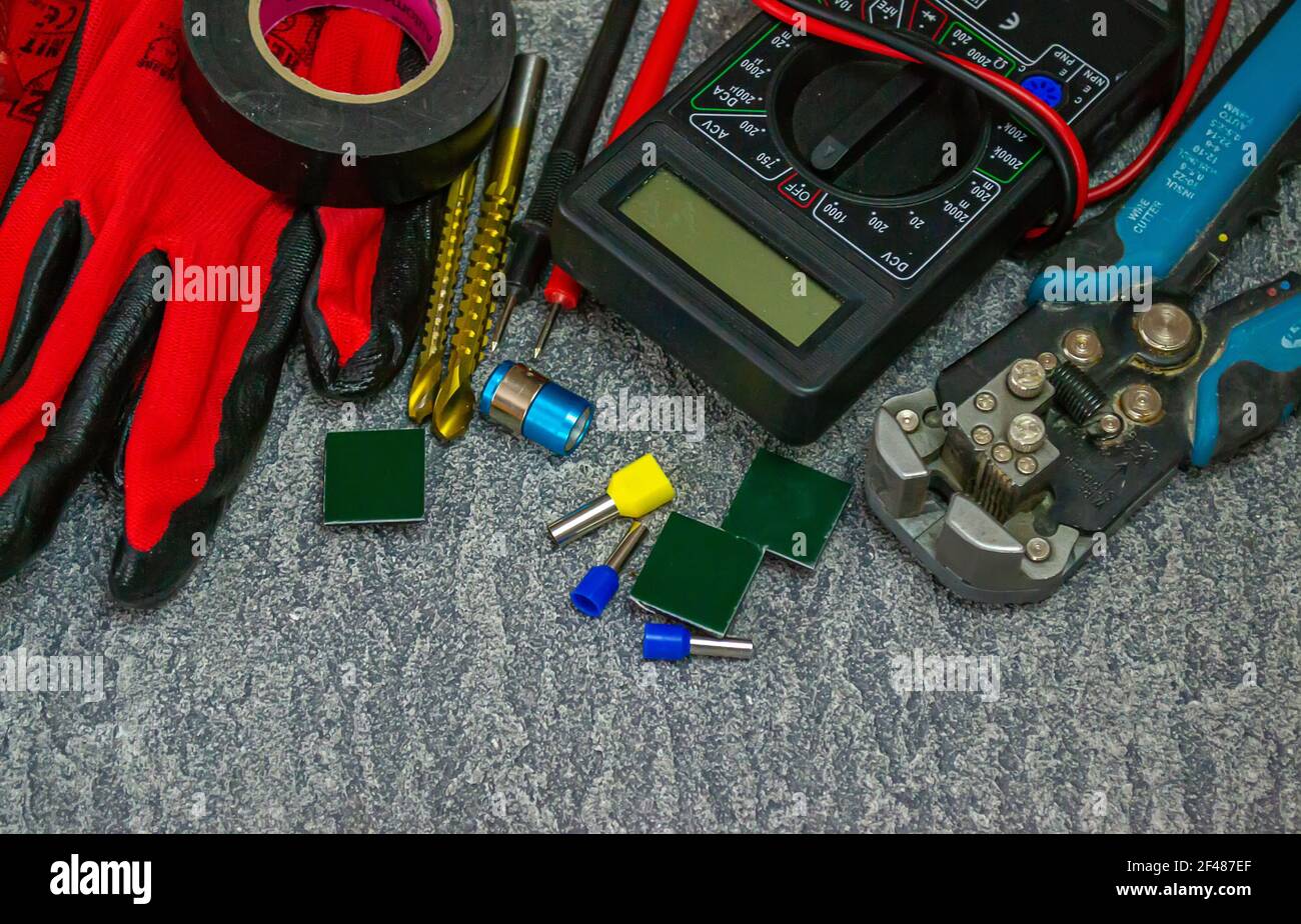 Electrical tools and a set of components for use in electrical ...