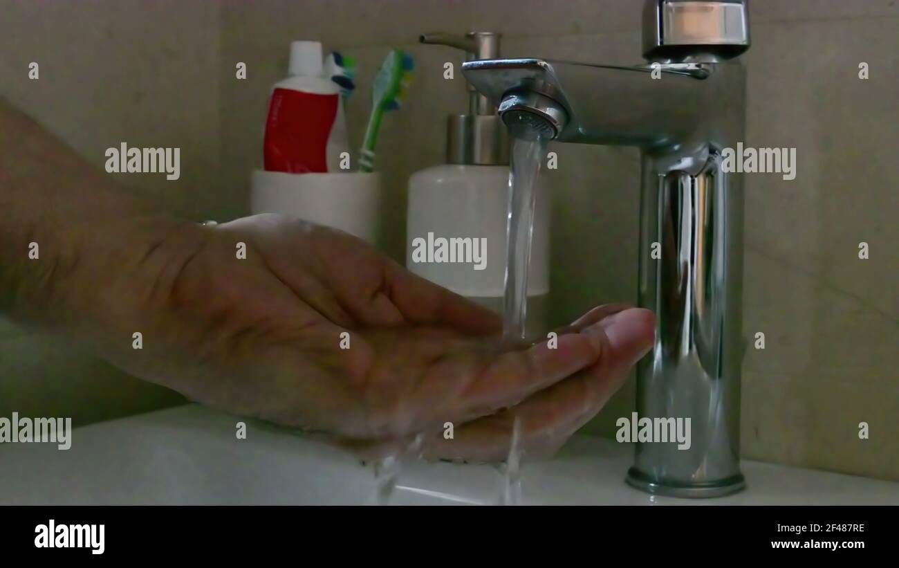 cinemagraph water splashing from pipe Stock Photo - Alamy